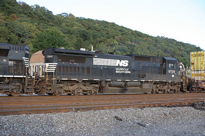 NS 8729